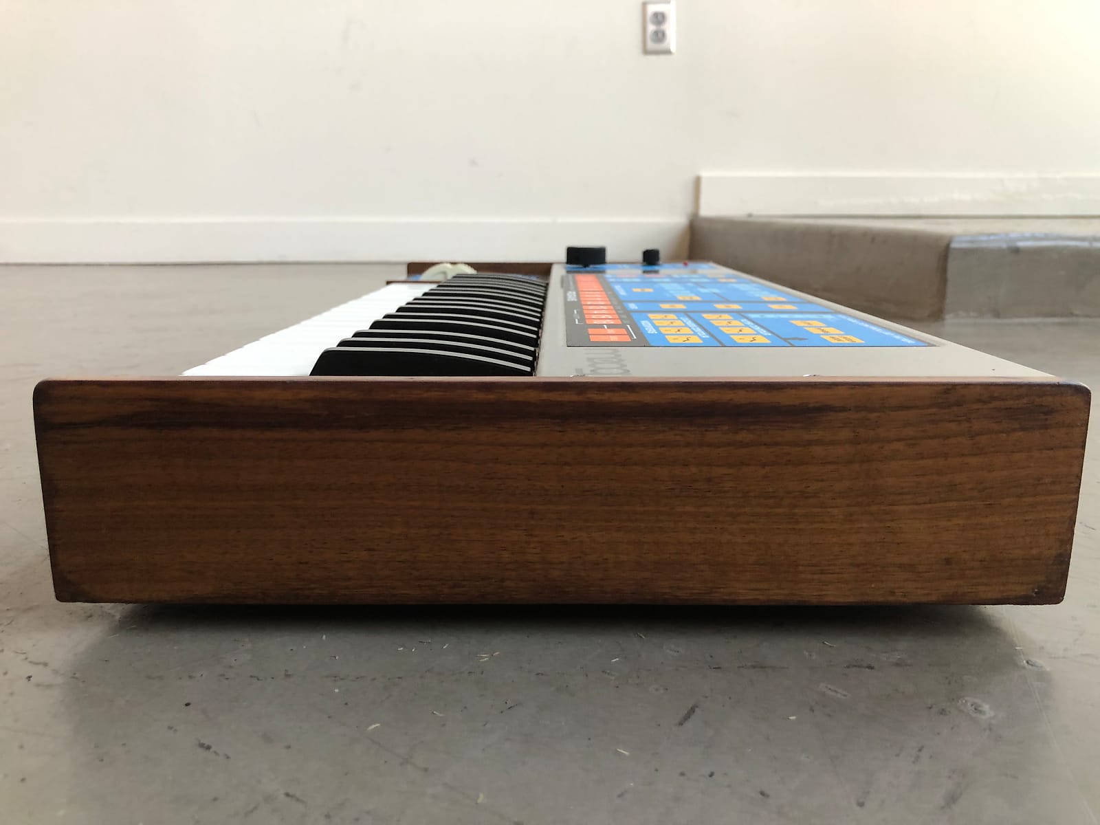 MATRIXSYNTH: Moog Source SN 3304