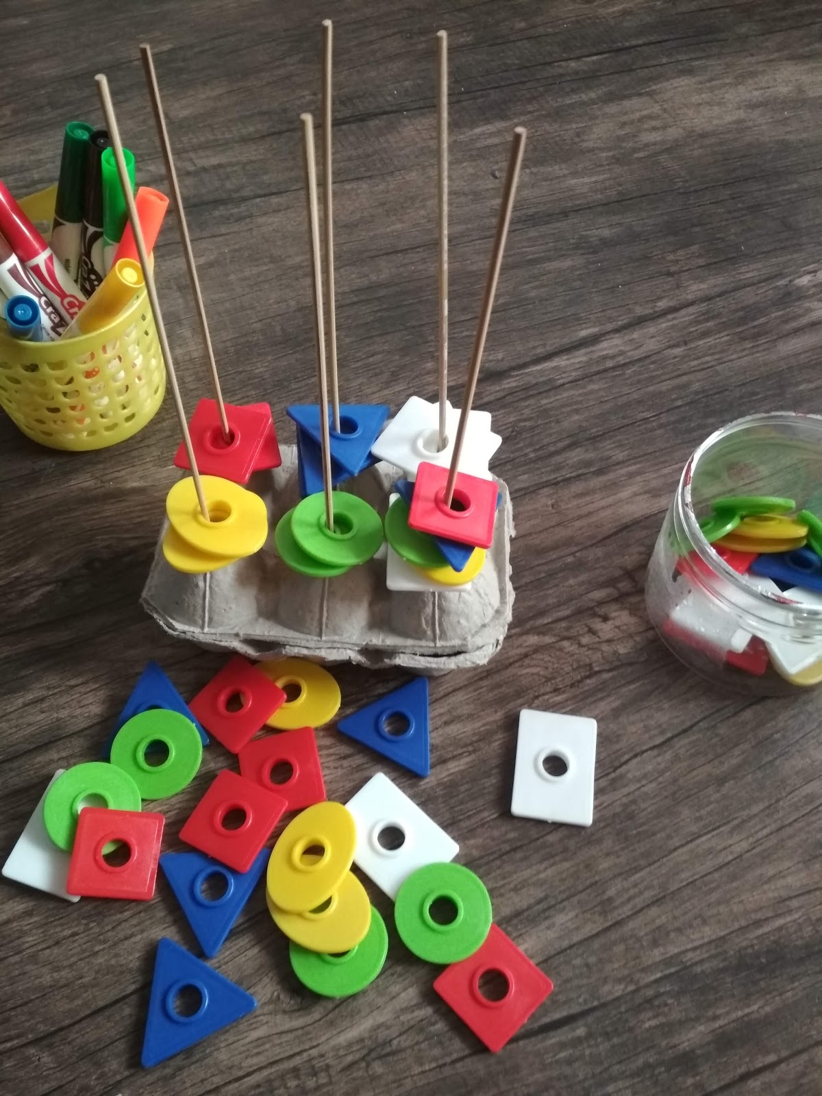Sonshine Mumma Egg Carton Colour Match Game Toddler Games sonshine-mumma-egg-carton-colour-match-game-toddler-games