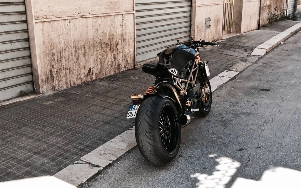 ST4 Drag - Inazuma café racer