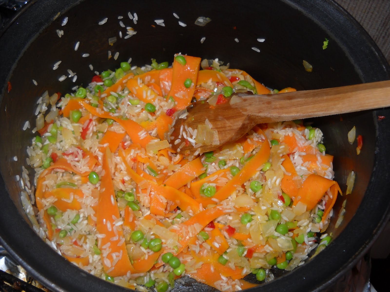 De-ale casei....: Orez cu curry si ficatei marinati