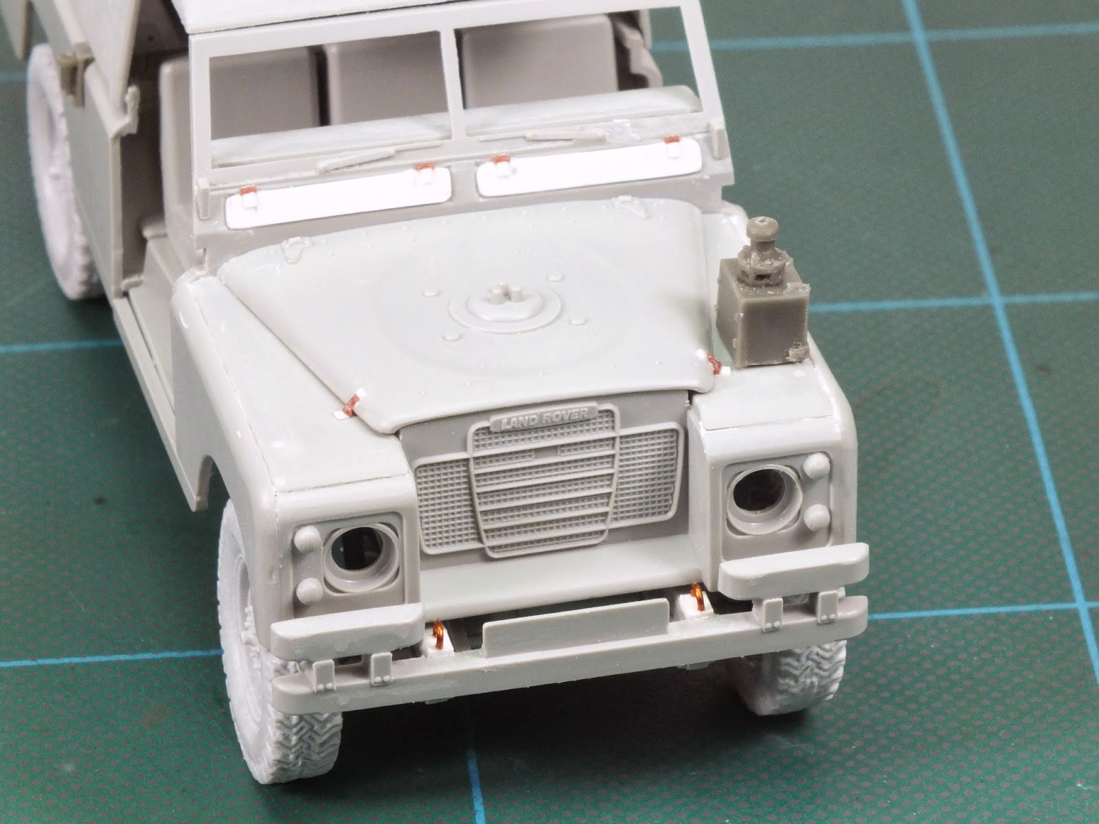 Pete's Model World : More Land Rover Work & Type 87 Figures