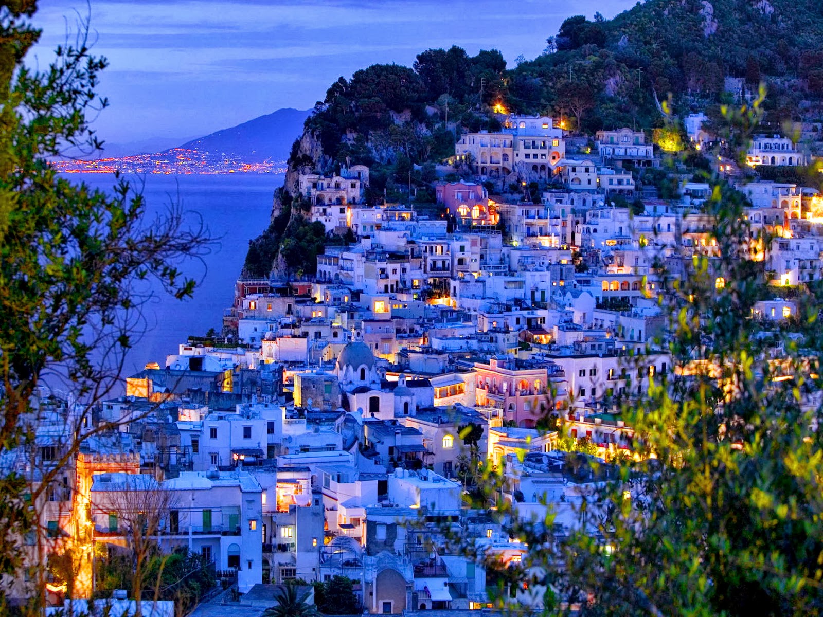 Location Ischia: Capri la belle, caprice des dieux