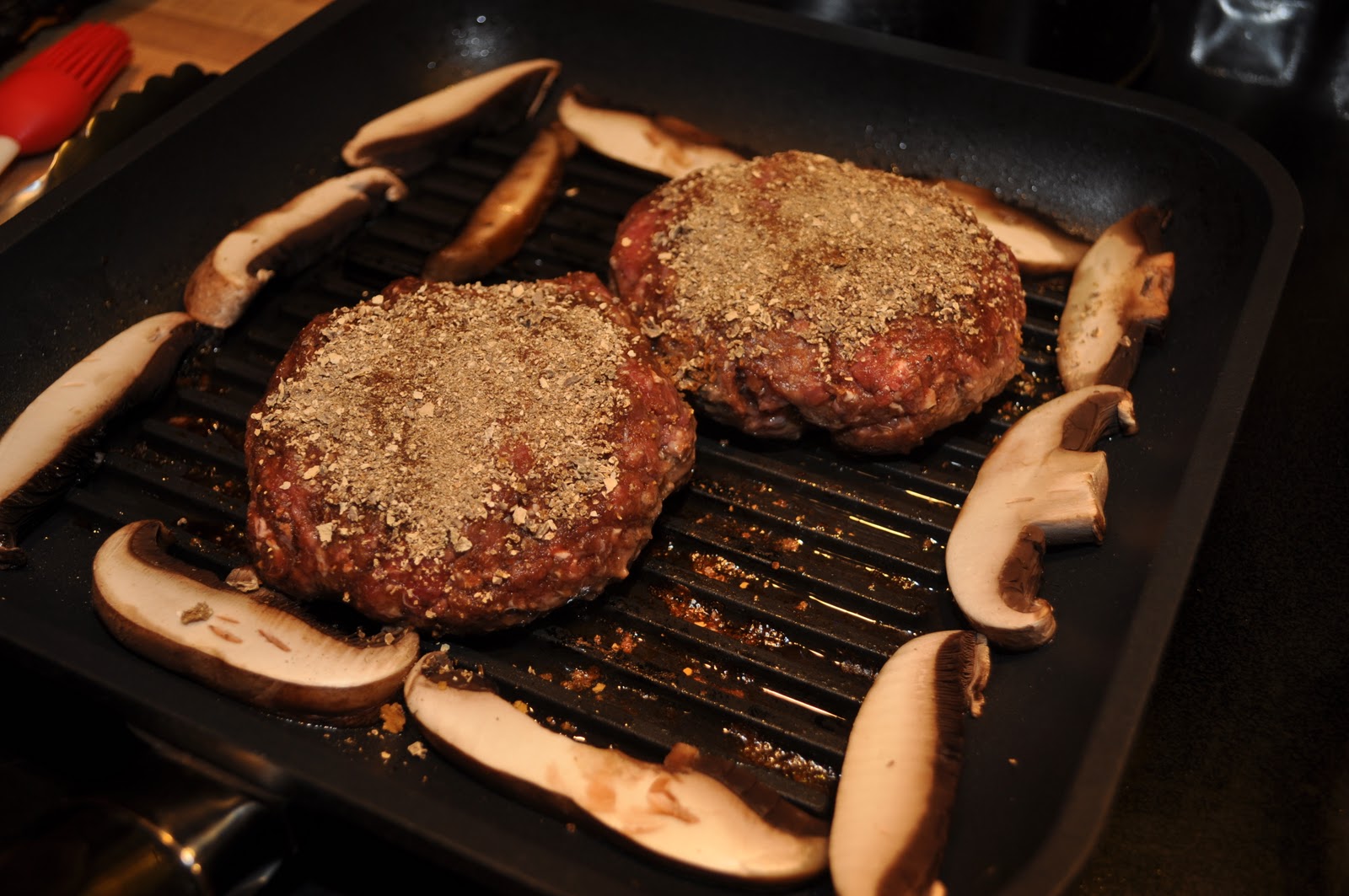 Kate's Kitchen: Bymark Hamburger