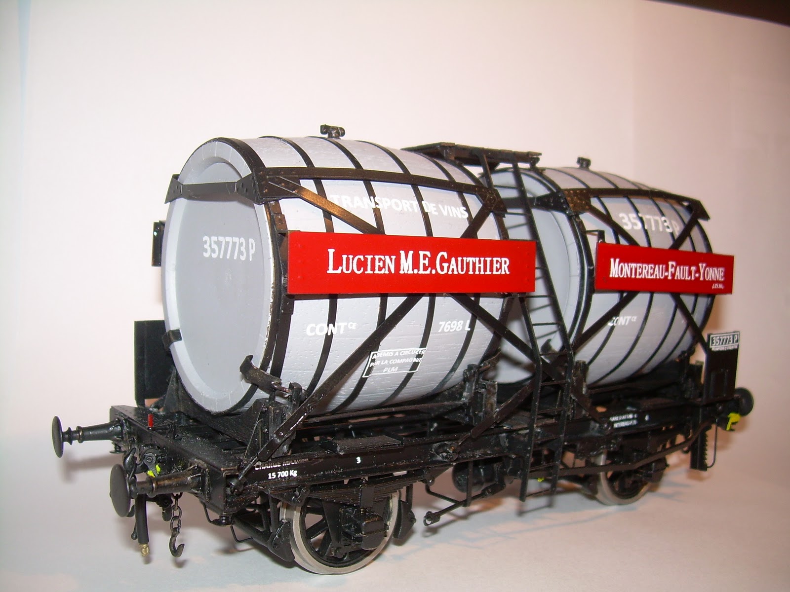 Loco Prestige: Wagon bi-foudre PLM échelle (O)