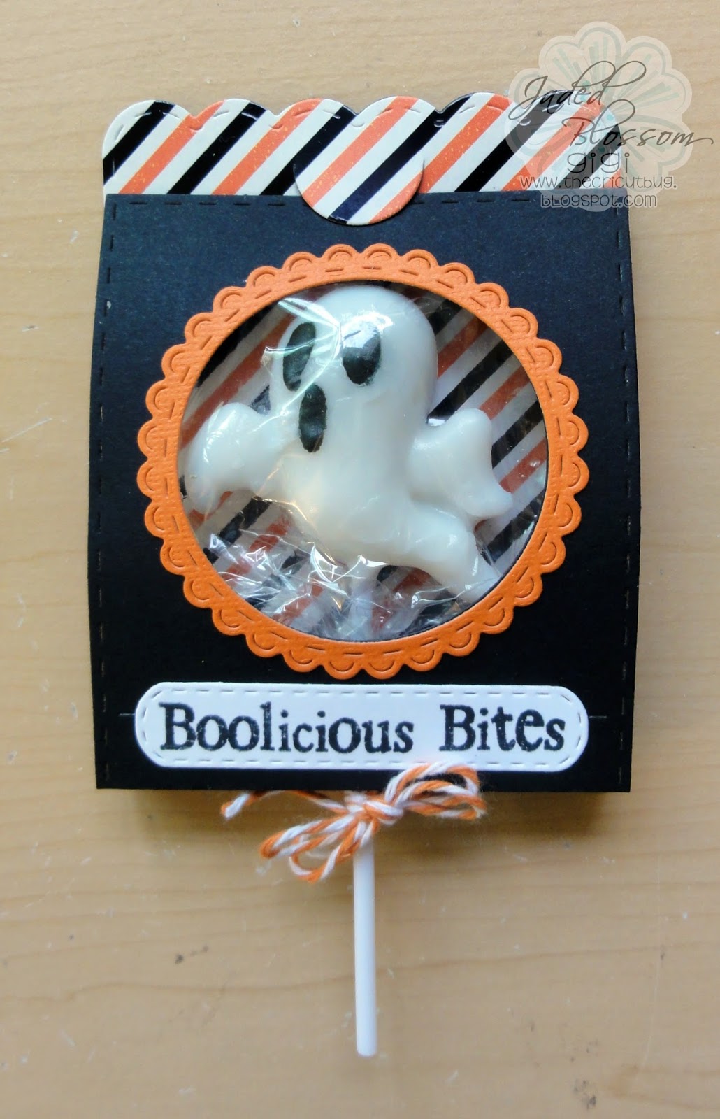 The Cricut Bug: Ghost Lollipops