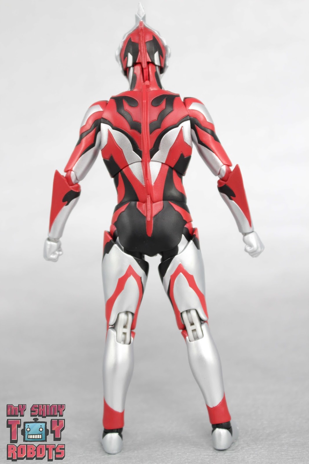 My Shiny Toy Robots: Toybox REVIEW: S.H. Figuarts Ultraman Geed Primitive