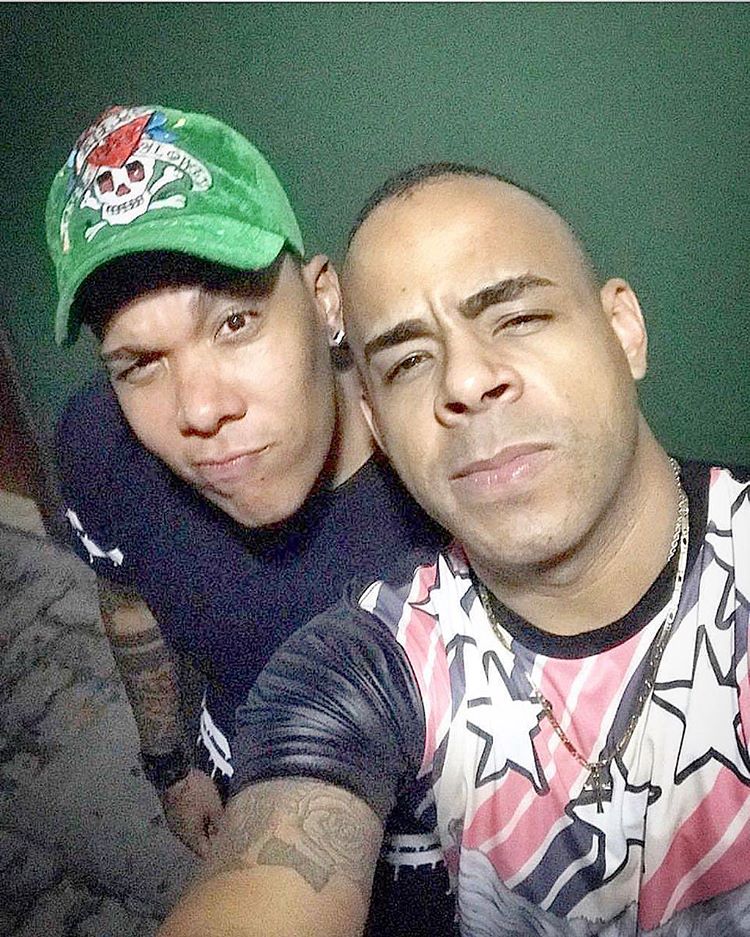 Alex Lopes ataca de cantor - Galera do Ghetto - Tudo do Mundo da Música