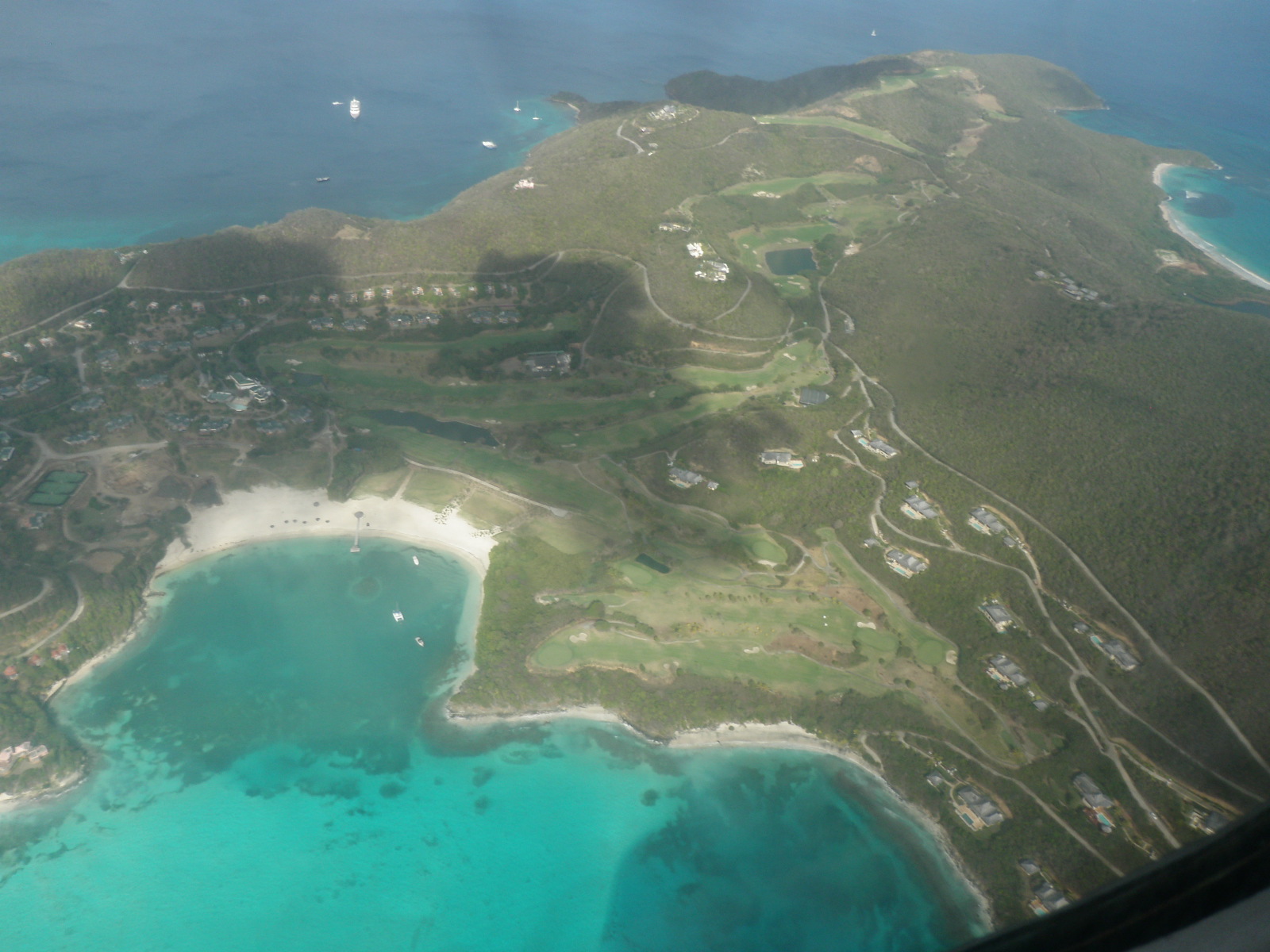 Canouan Scoop: Helda's Life On An Even SMALLER Caribbean Island - San ...