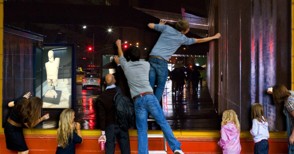 Lo specchio.The mirror.