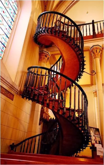 RevitCat: Spiral and Curved Revit Stairs