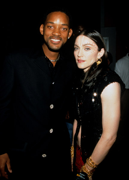 IMAGEM - MADONNA: VMA 1998, prêmios e mais prêmios.