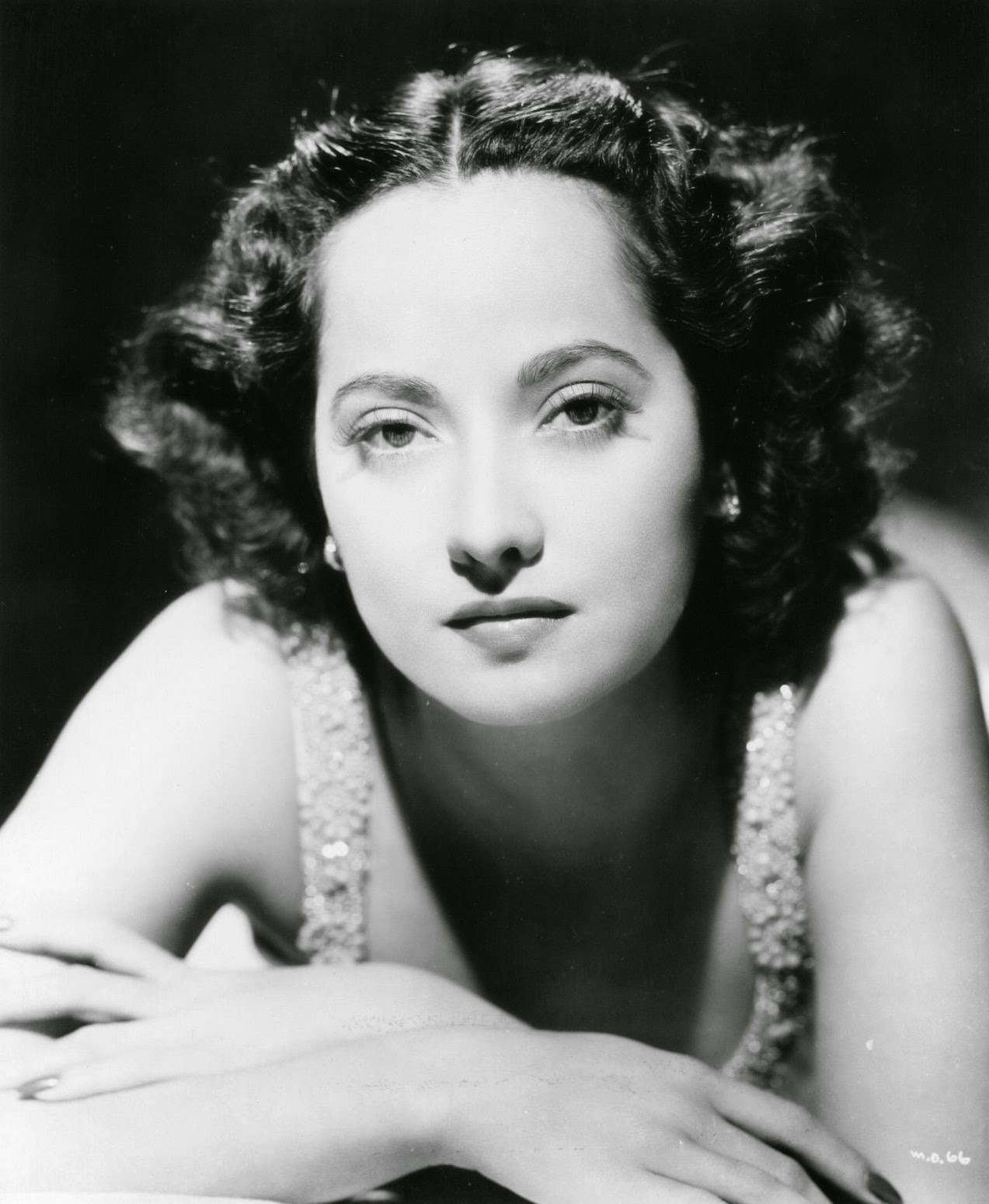 Slice of Cheesecake: Merle Oberon, pictorial