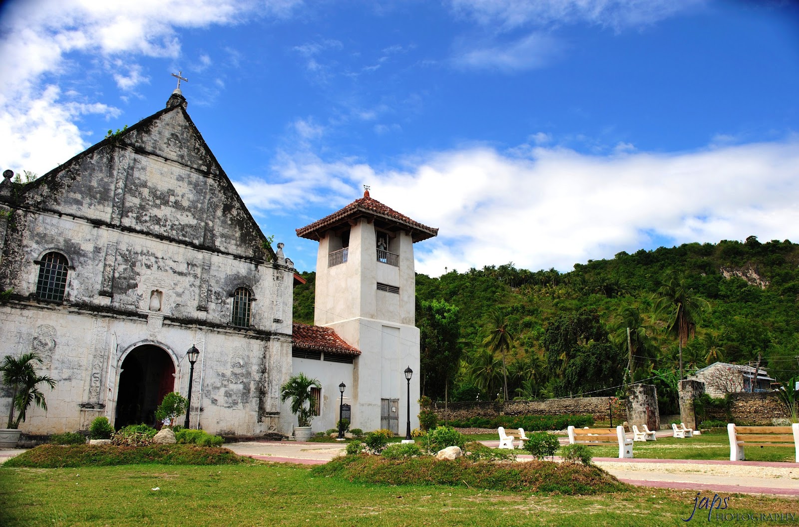 Ang Byahe ni Padre: Discovering the Solitary Sumilon Island