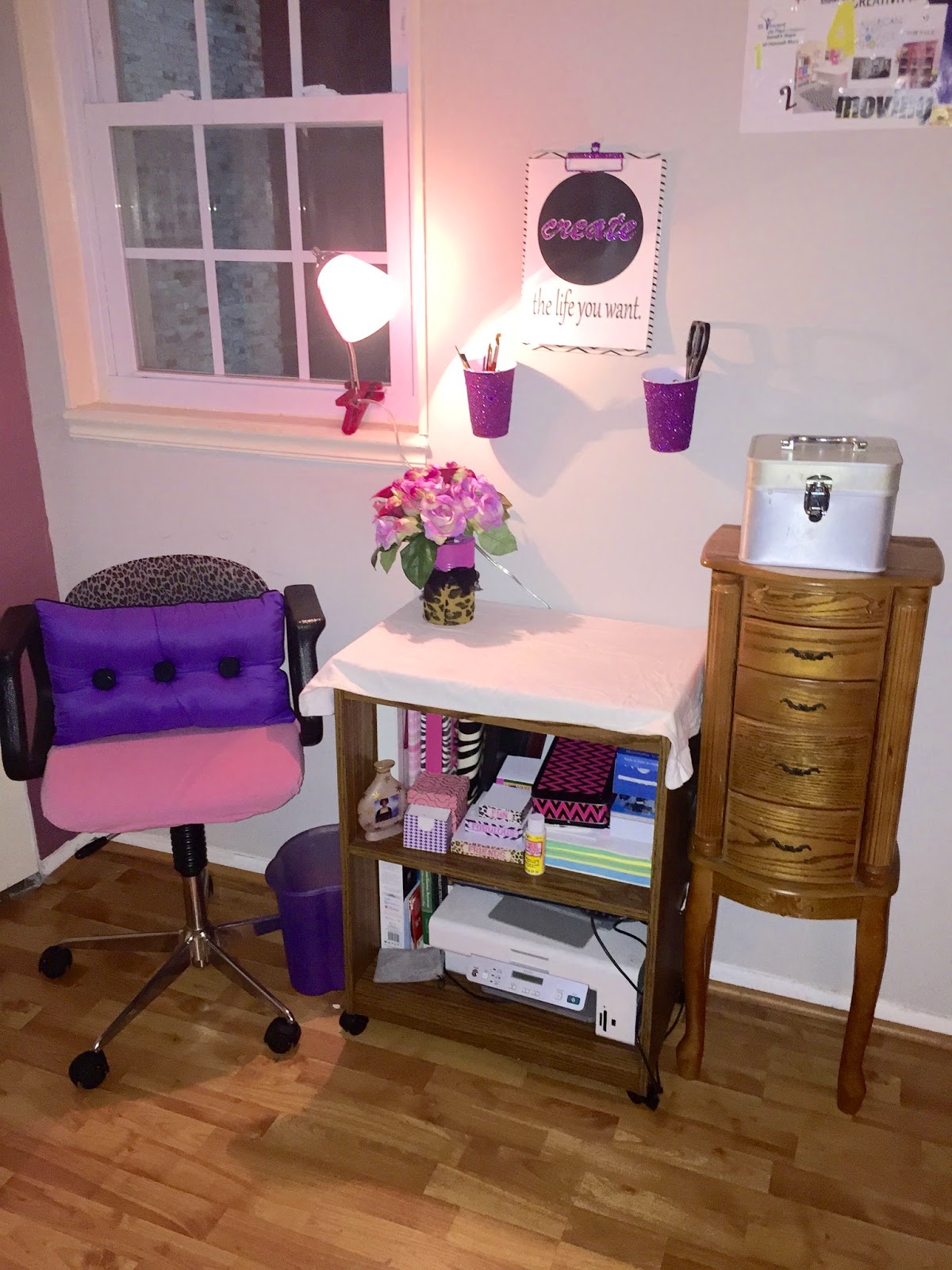 Crafty Kreations: Kells Chic Crafting Corner