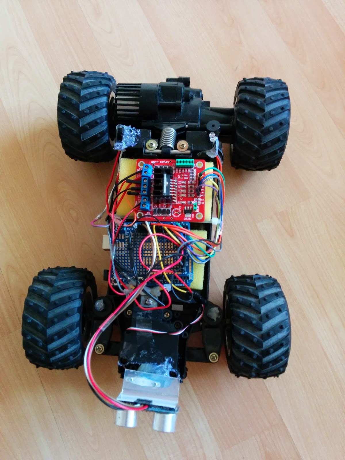 Arduino Explorer Robot - made by recycling a RC Car ~ S.T.O.R.M. - Arduino