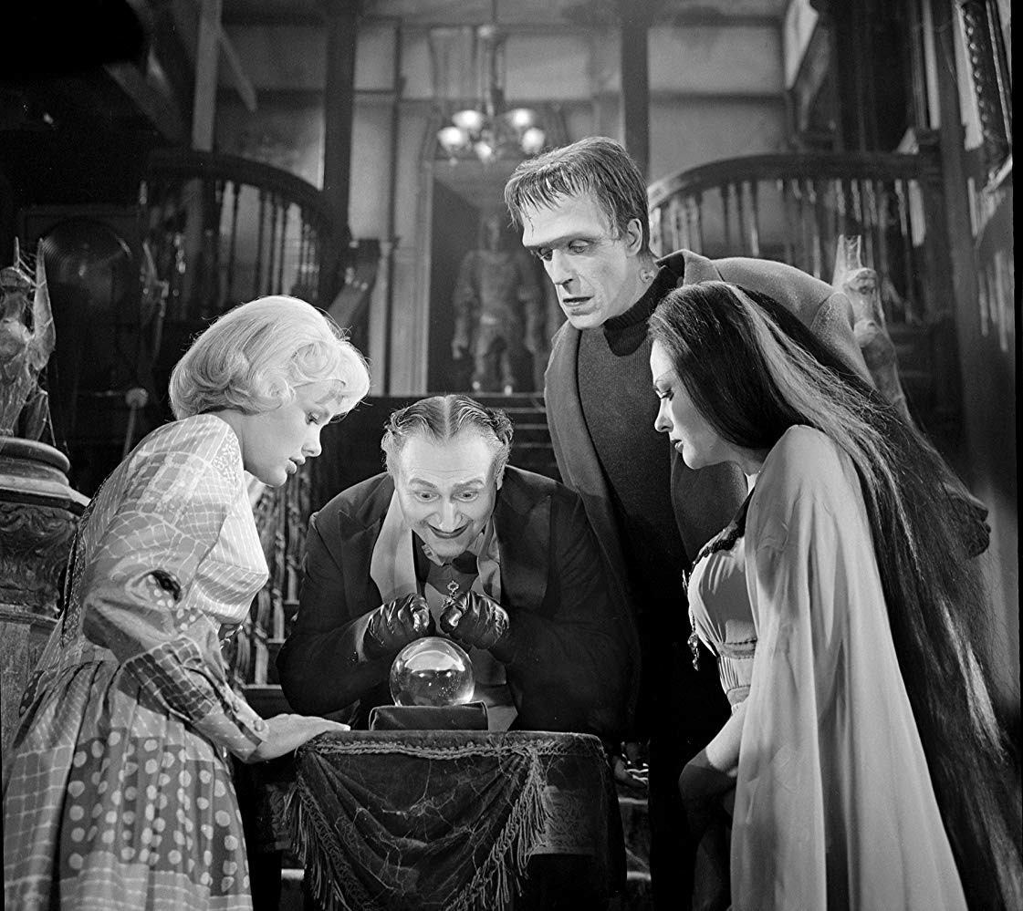 1313 Mockingbird Lane: 38 Amazing Vintage Photos From "The Munsters" TV ...