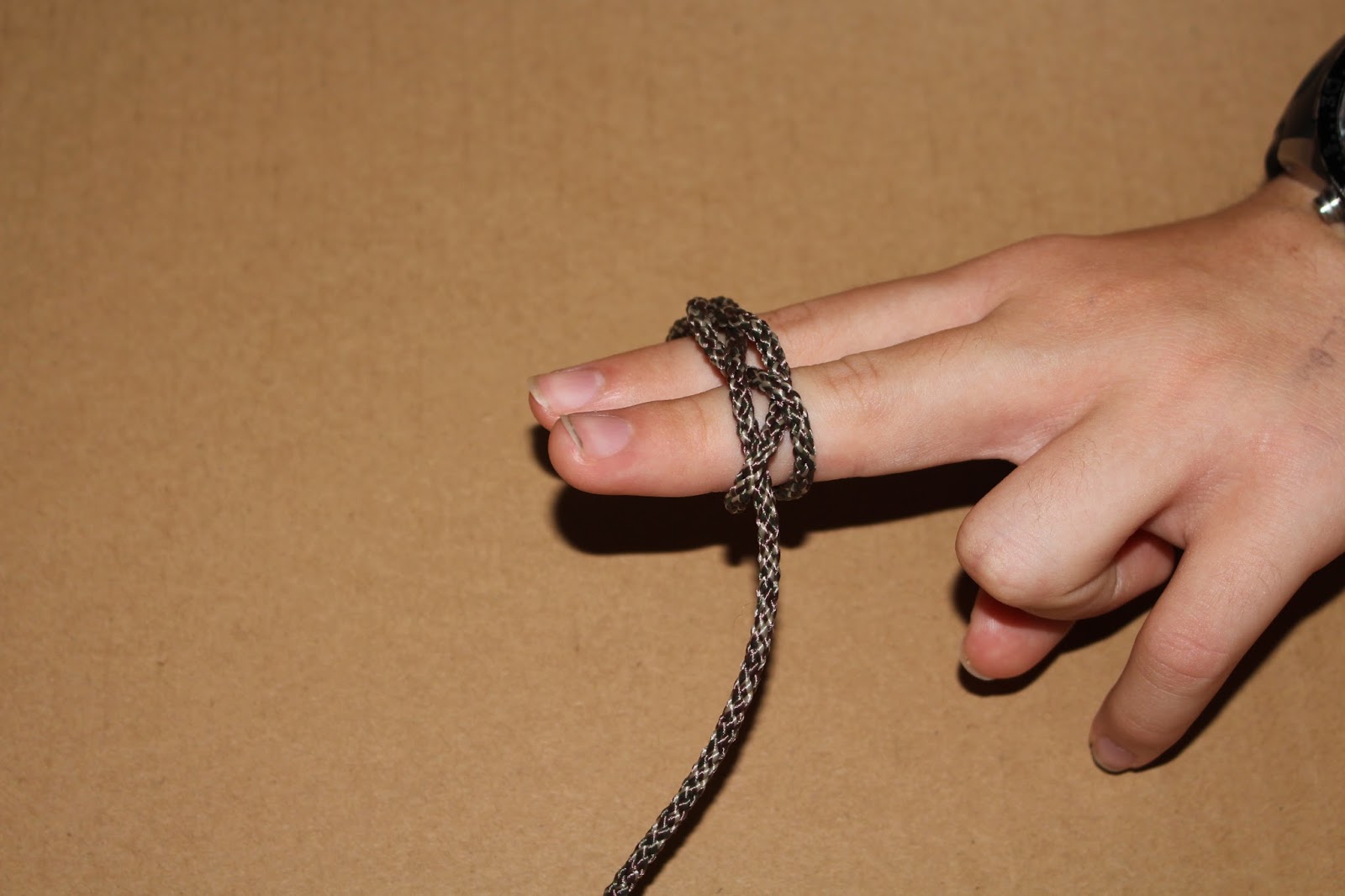 Connor's Scouting and Survival: How To Tie A Turks Head Knot (Woggle)