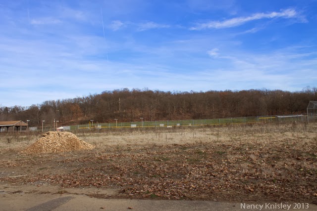 Ambridge Memories: Ambridge today: the pool bathhouse once stood here