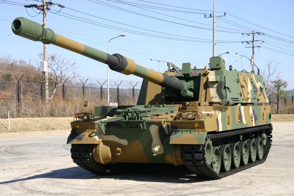 Veículos Militares do Mundo: Hanwha Techwin K-9 Thunder Howitzer SPH (39)