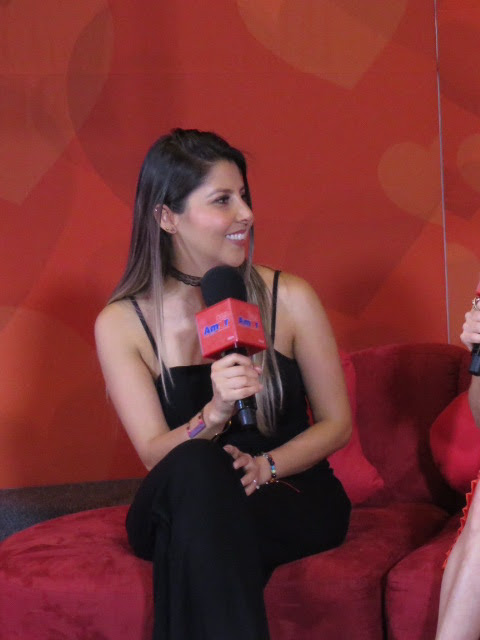 TODO AL AIRE: SANDRA VILLALOBOS UNA PRINCESA CON MICROFONO