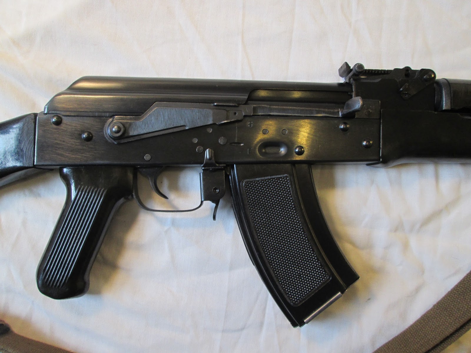 The Chinese AK-47 Blog: Chinese Bakelite AK-47 Furniture, Spikers ...