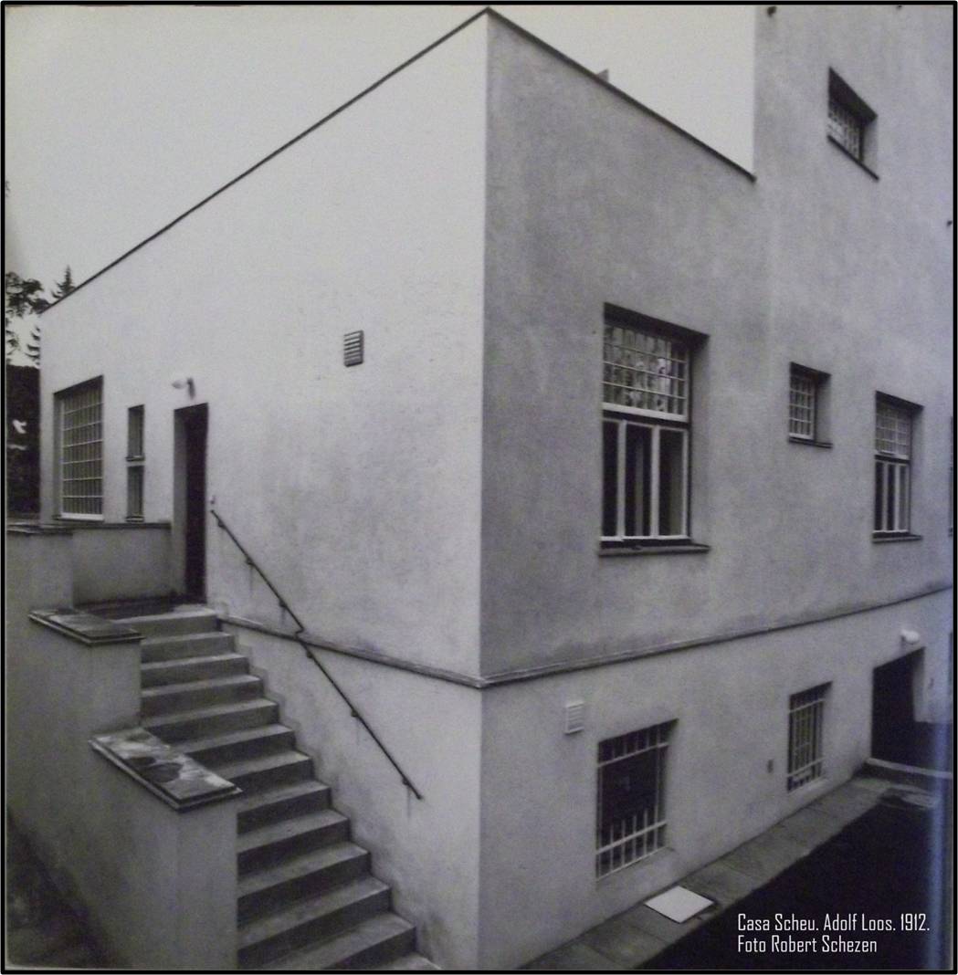 Historia de la Arquitectura Moderna: ADOLF LOOS - CASA SCHEU