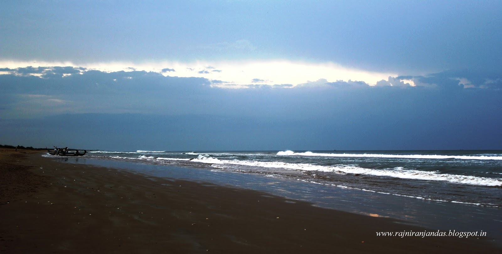 Tales Of A Nomad: Mypadu Beach- Along the Bay of Bengal...!!