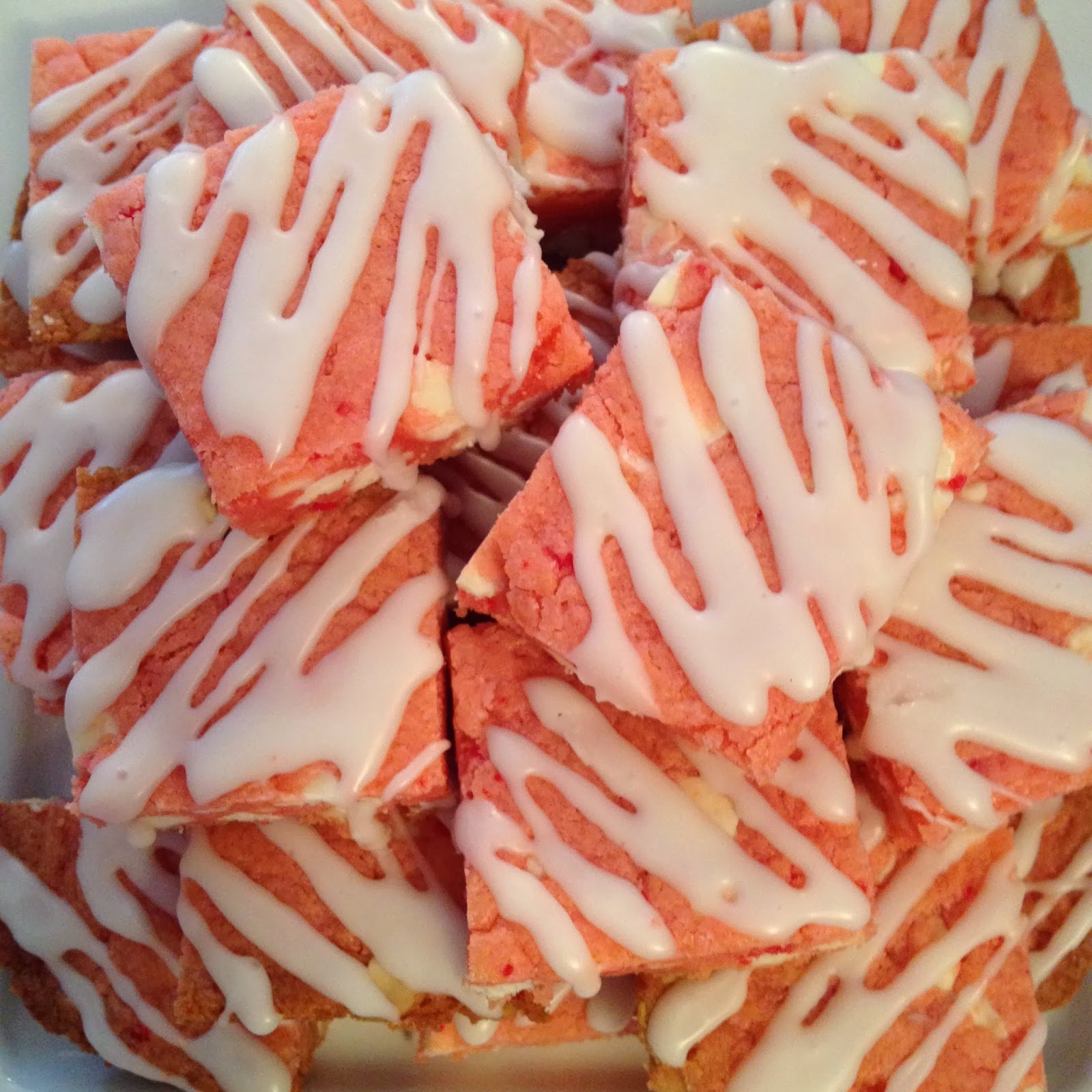 LIFE is better in PINK: Strawberry White Chocolate Bars