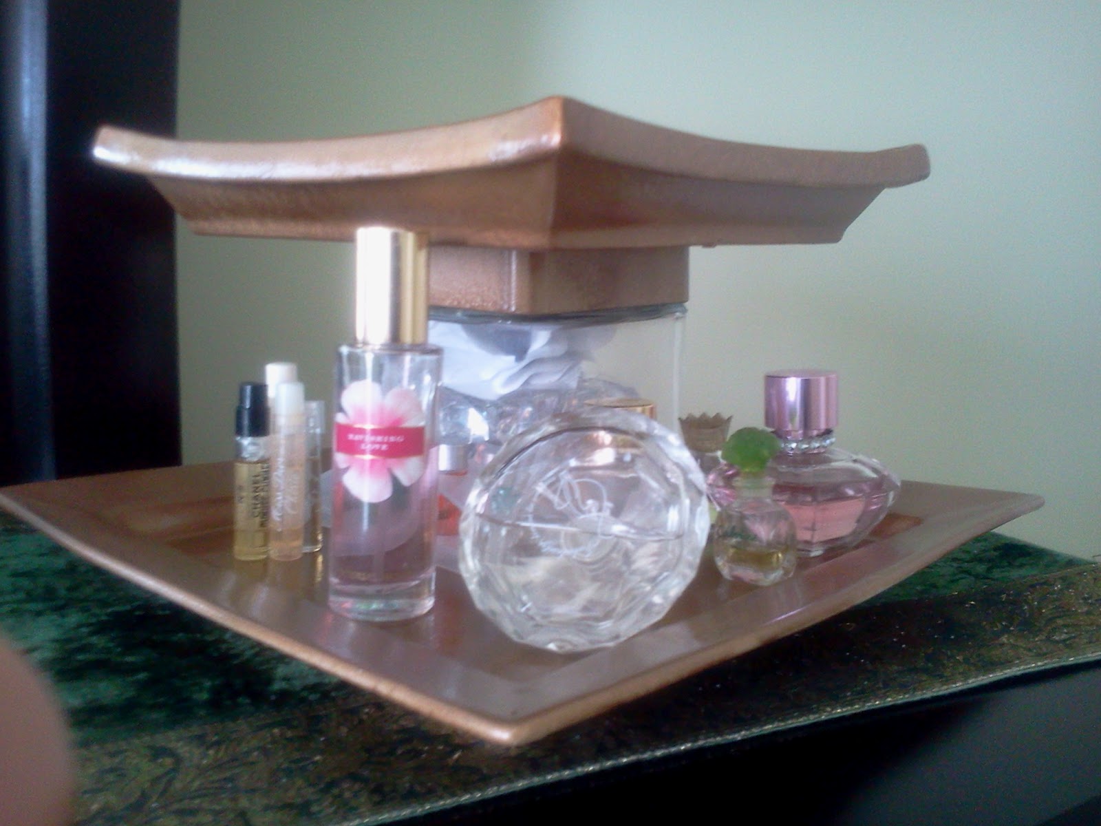 DIY Decor: Perfume/Jewelry Stand