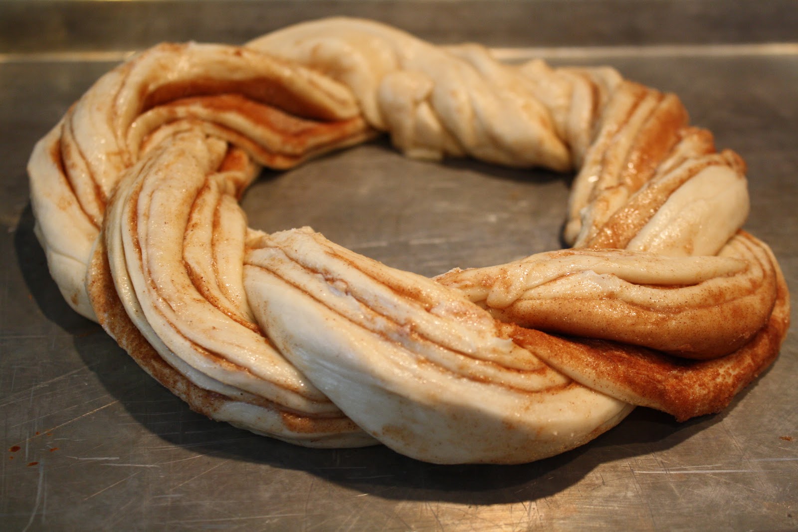 Making Mama's Kitchen: Cinnamon Twist Bread
