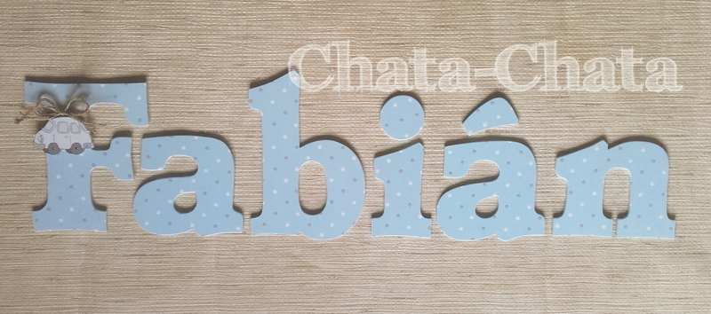 Chata-chata. Decoración infantil: LETRAS EN AZUL PARA "FABIÁN"