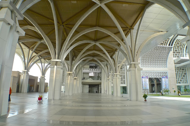 My Very First Blog: The Iron Mosque In Putrajaya