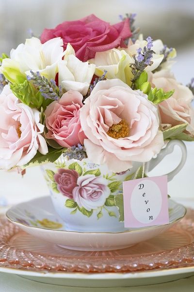 Beautiful Bridal Tea Party Centerpiece Ideas beautiful-bridal-tea-party-centerpiece-ideas