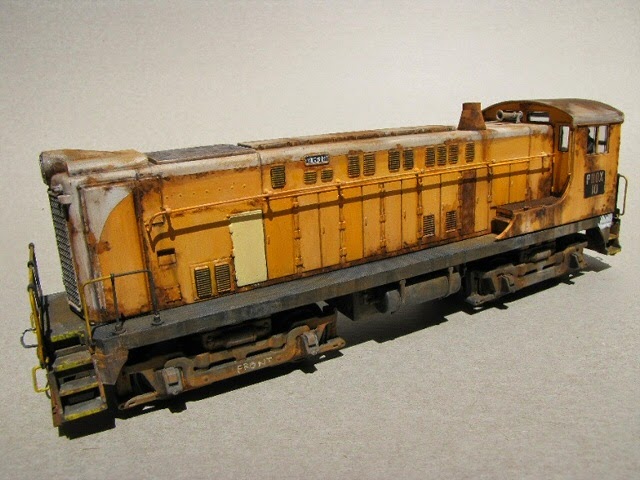 Tom Yorke Custom Model Building: Custom Model Building Service