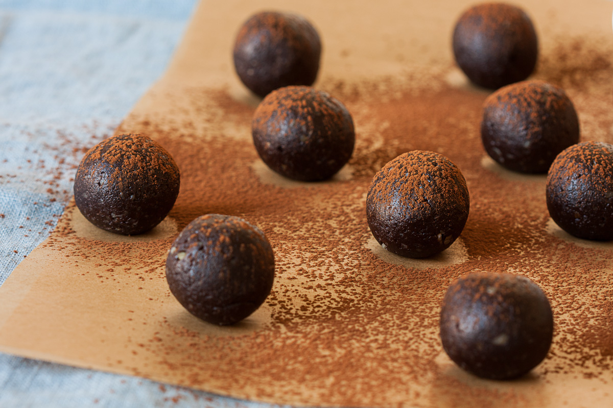 Zdrave čokoladne bombice od 3 sastojka | Na tanjiru