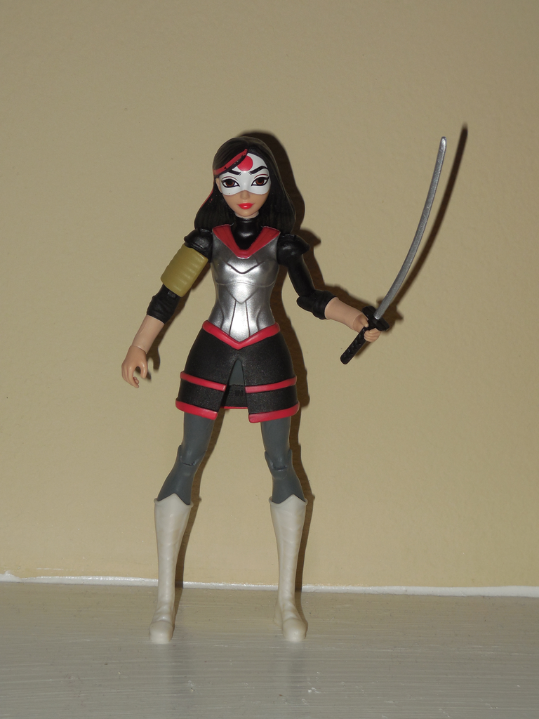 Veni Vidi Dolli: REVIEW: DC Superhero Girls Katana Action Figure