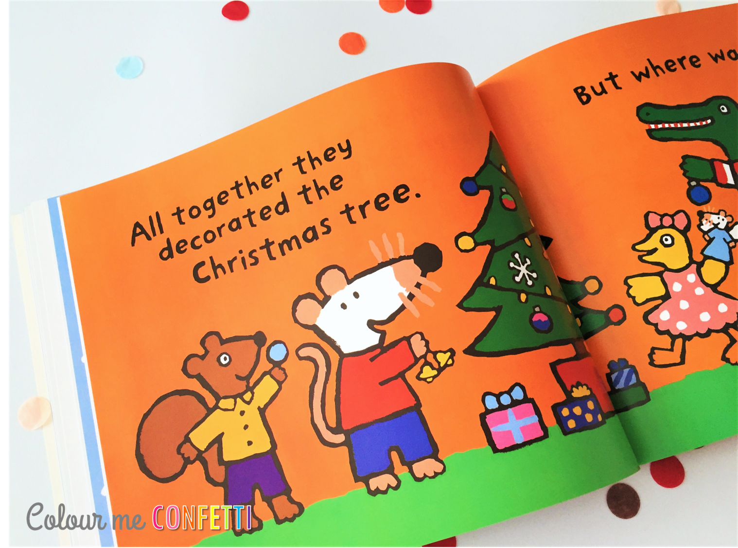 La Nochebuena de Maisy ♥ Maisy's Christmas Eve - Colour me Confetti