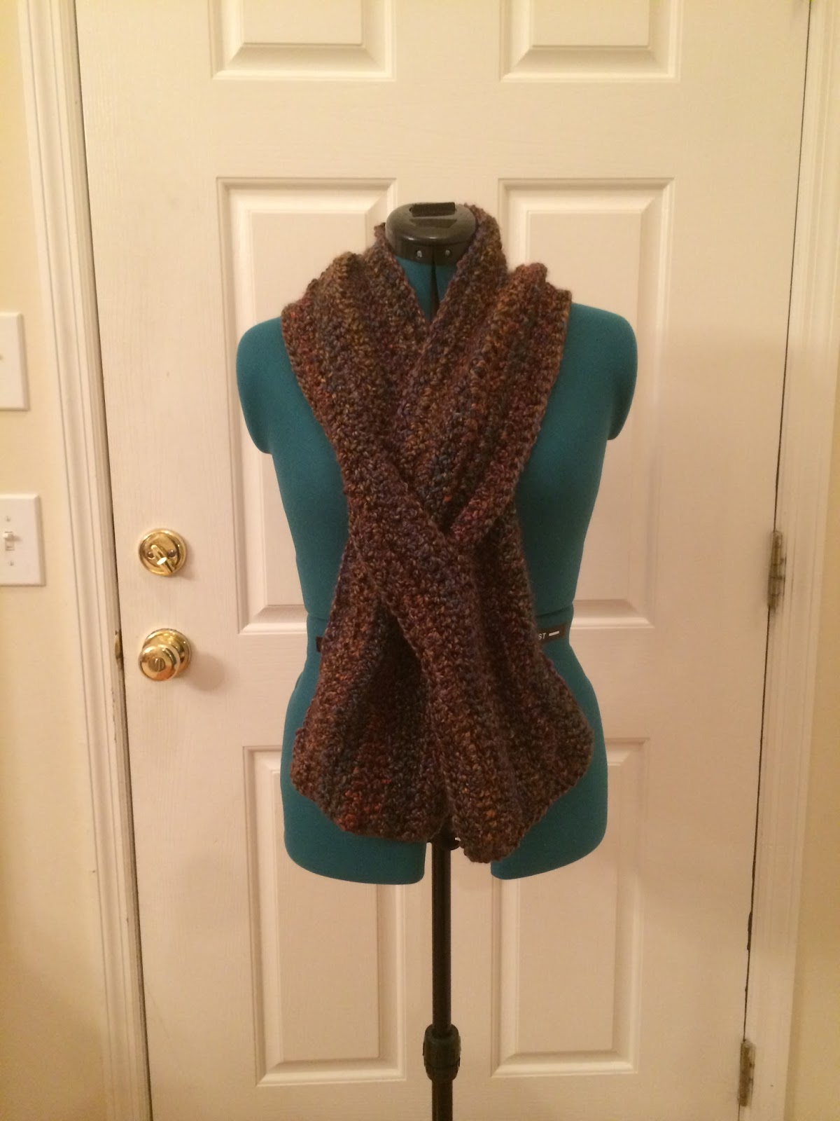 manda made it: Crochet Pull Through Scarf