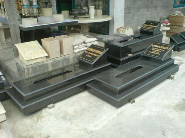 60 Model Kijing Makam Kuburan Islam, Kristen, Katolik Terbaru - Model ...