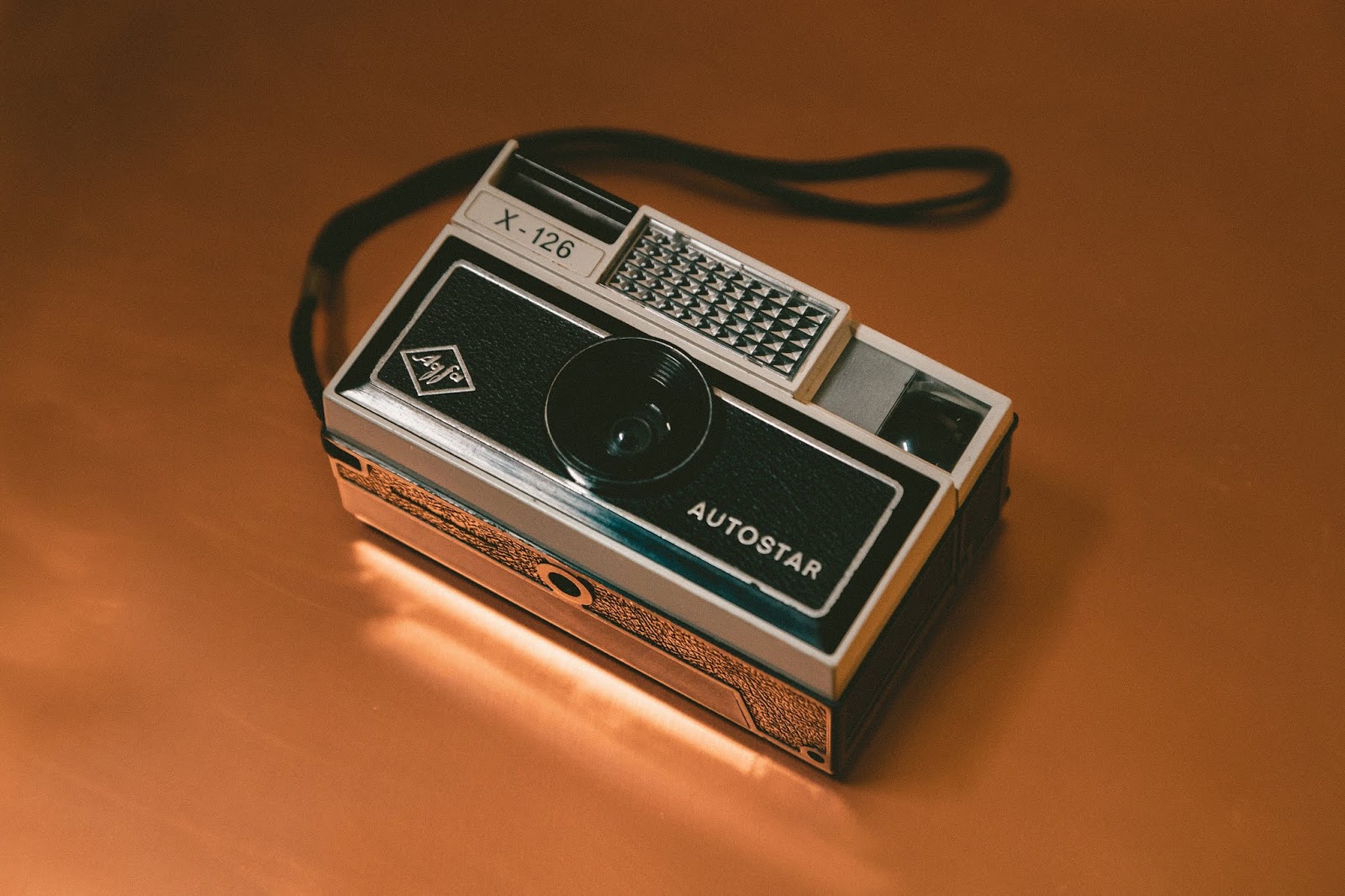 How To | DIY Photography Lightbox