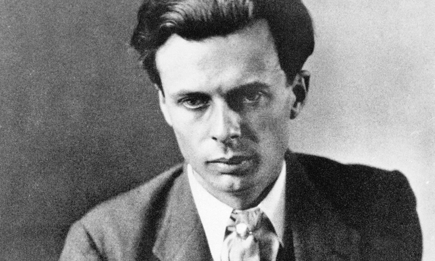 [AUTORES #03] ALDOUS HUXLEY