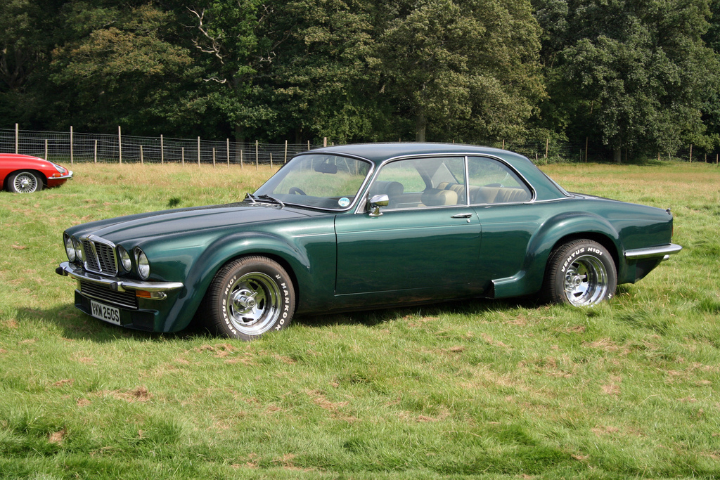 Net Cars Show: Jaguar XJ12C by Broadspeed (1976-77)