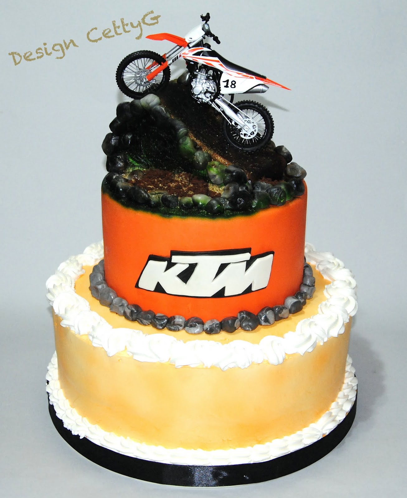KTM Cake...