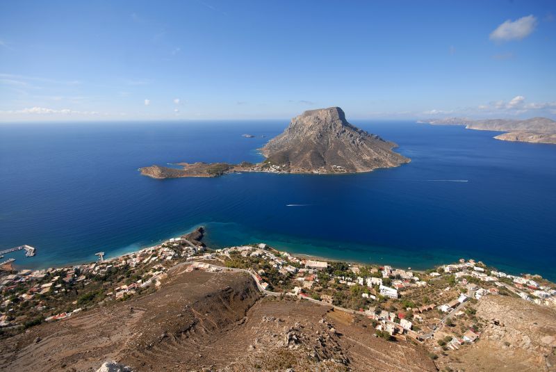 taksideyontas stin ellada: ΚΑΛΥΜΝΟΣ ΤΟ ΝΗΣΙ ΤΩΝ ΣΦΟΥΓΓΑΡΑΔΩΝ