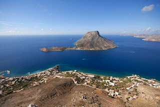 taksideyontas stin ellada: ΚΑΛΥΜΝΟΣ ΤΟ ΝΗΣΙ ΤΩΝ ΣΦΟΥΓΓΑΡΑΔΩΝ