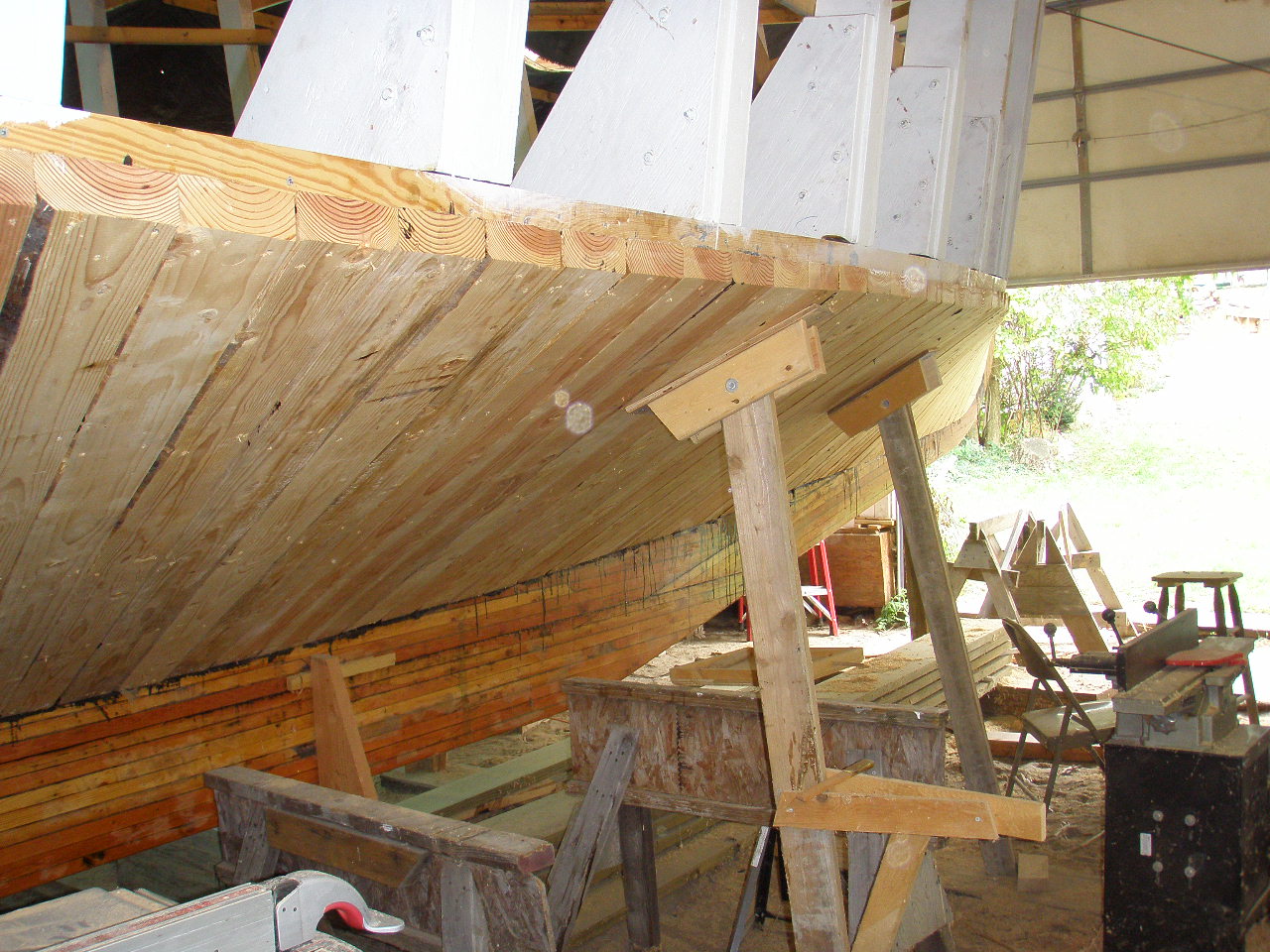 Building the Duck: Ah! At last, Planking