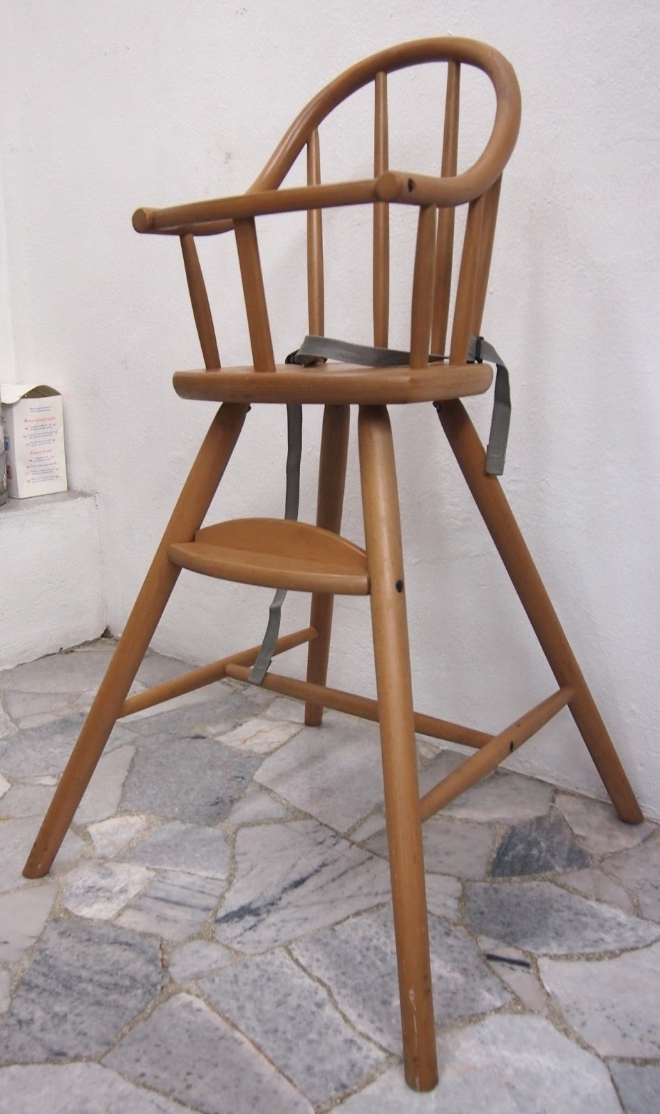 JuaiMurah: Solid Wood Classic High Chair