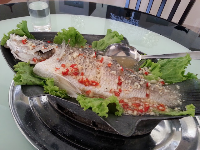 Lemon Steamed Fish(柠檬蒸鲈鱼) ~ Foodibles