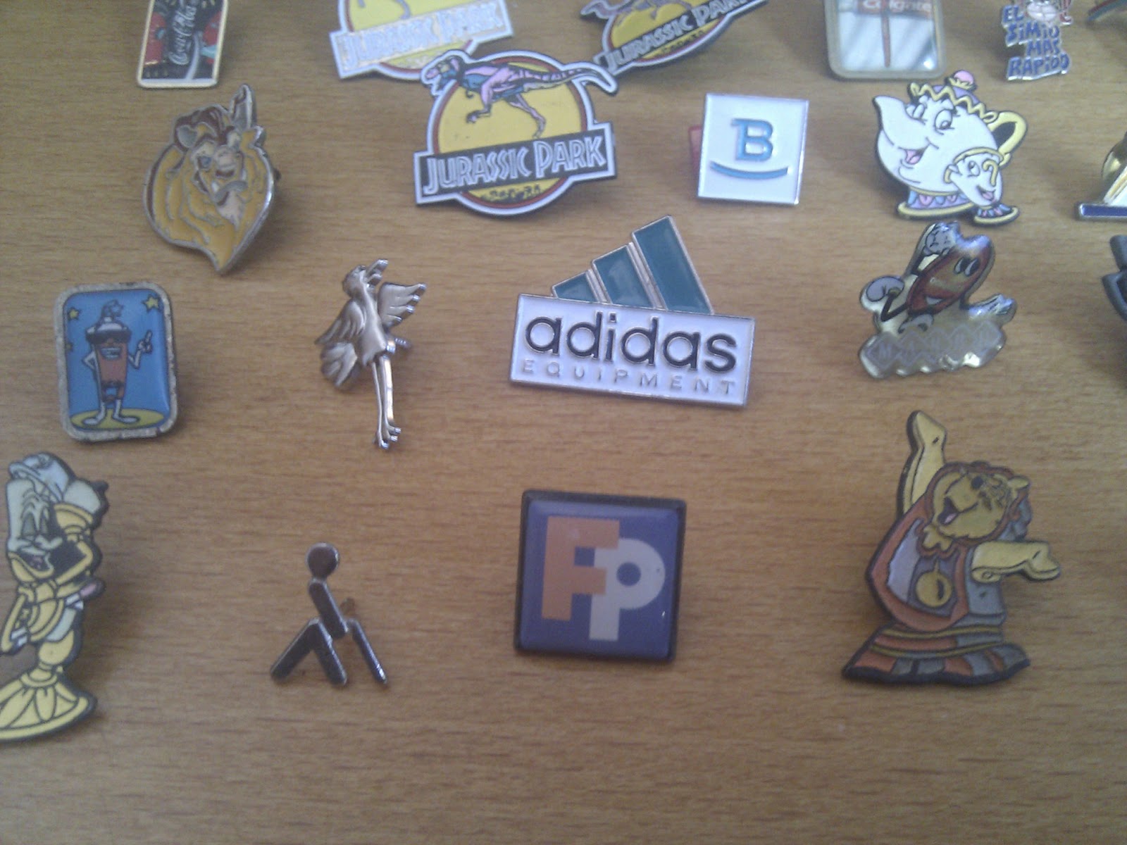 Coleccionista Pins en Vigo