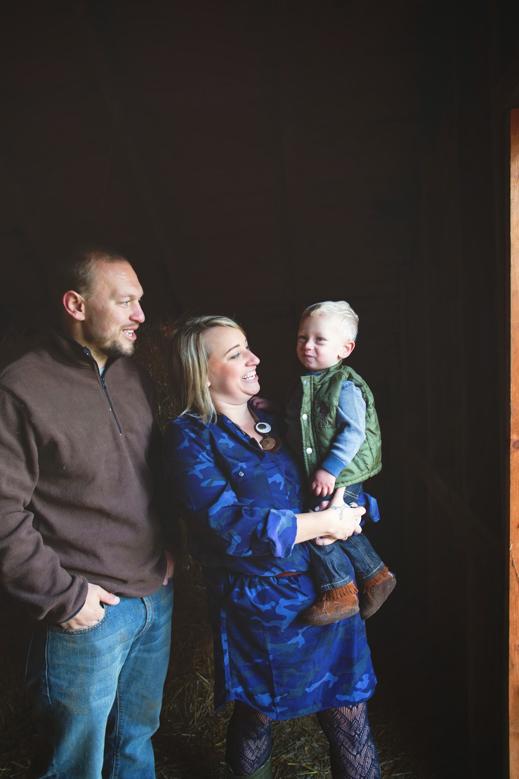 Ashley Thunder Events: Modern Rustic Farm Family Photos {Balee Images}
